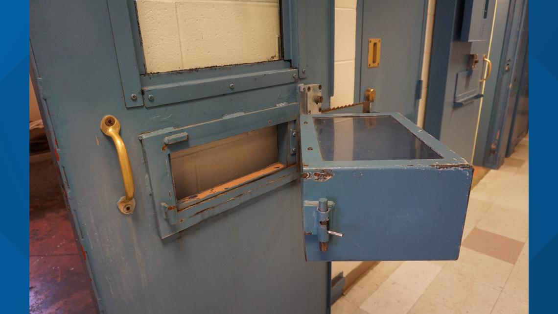 Photos show a 4-point restraints room in a Colorado prison | 9news.com