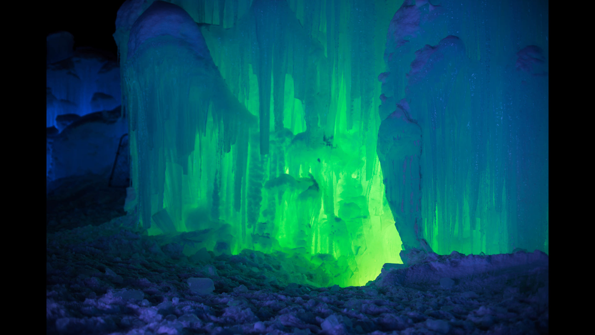 Ice Castles in Colorado: Frozen attraction grows in Cripple Creek ...