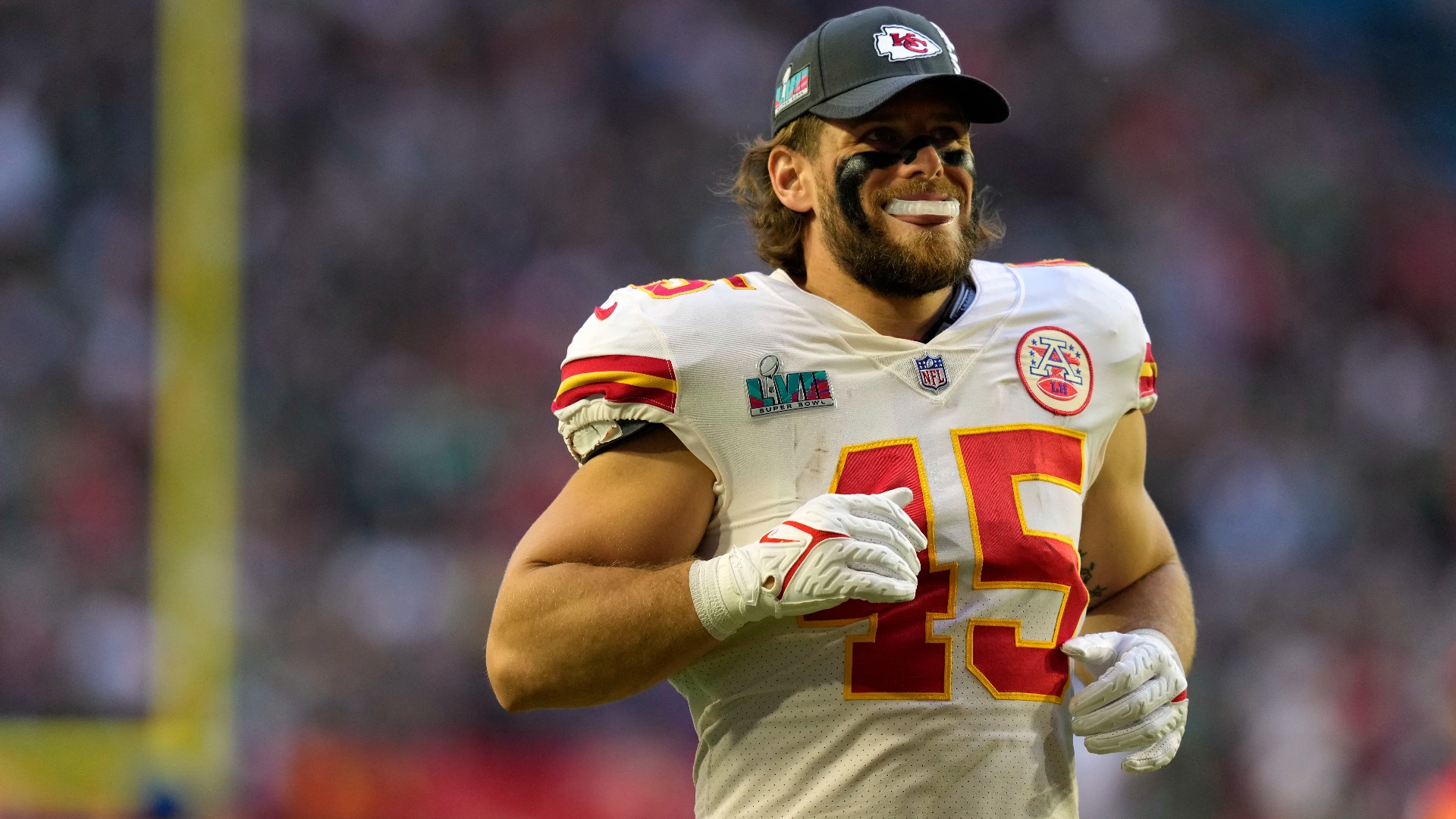 Denver Broncos add former Chiefs fullback Michael Burton | 9news.com