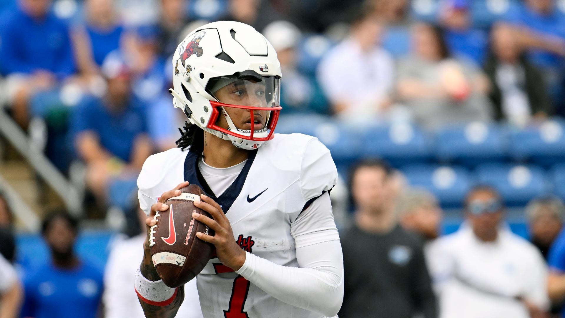 Liberty quarterback Kaidon Salter transfers to Colorado, joins Julian ...