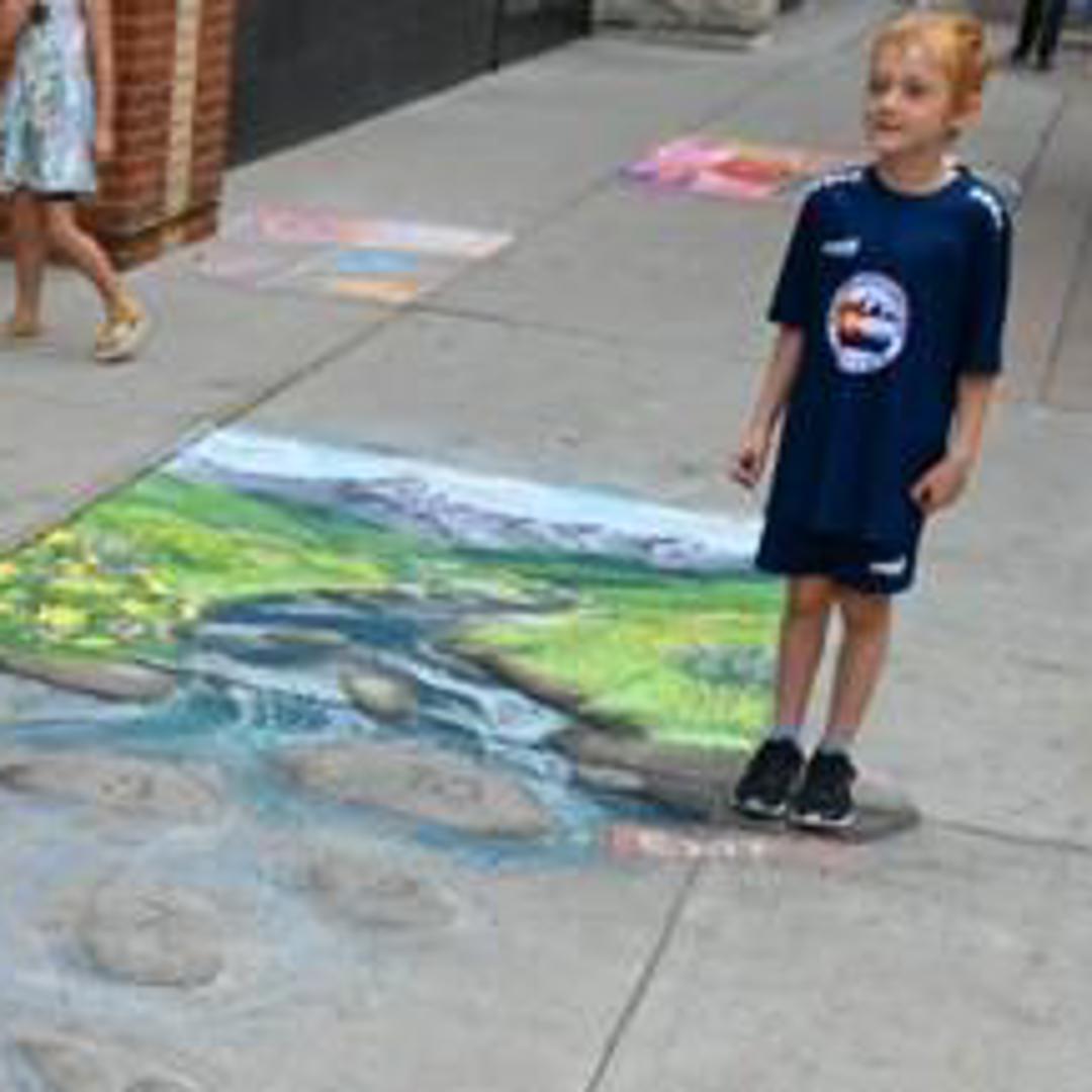 Chalk artists create vibrant murals at SouthGlenn festival | 9news.com