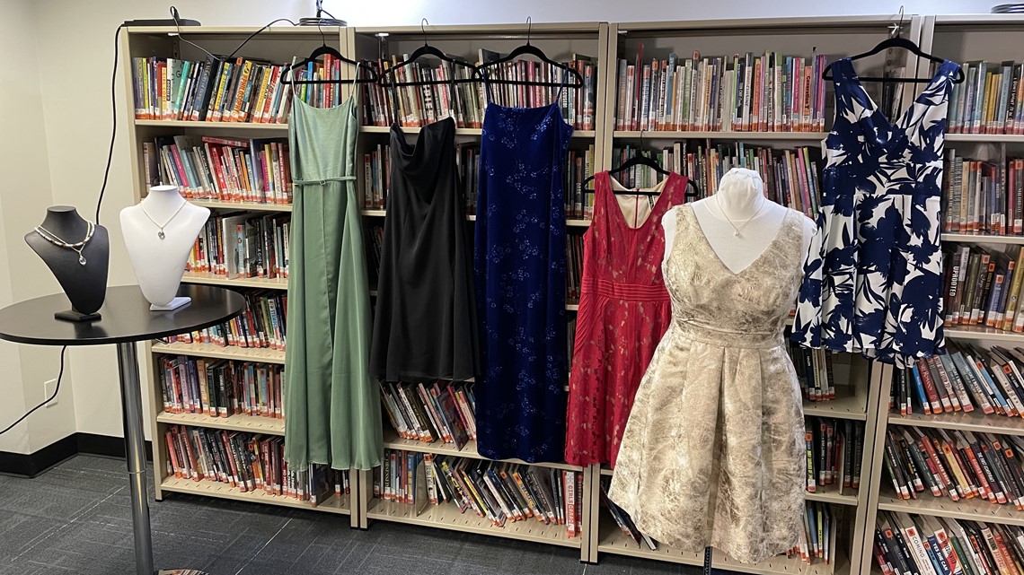 Longmont Public Library opens pop-up shop in time for prom | 9news.com