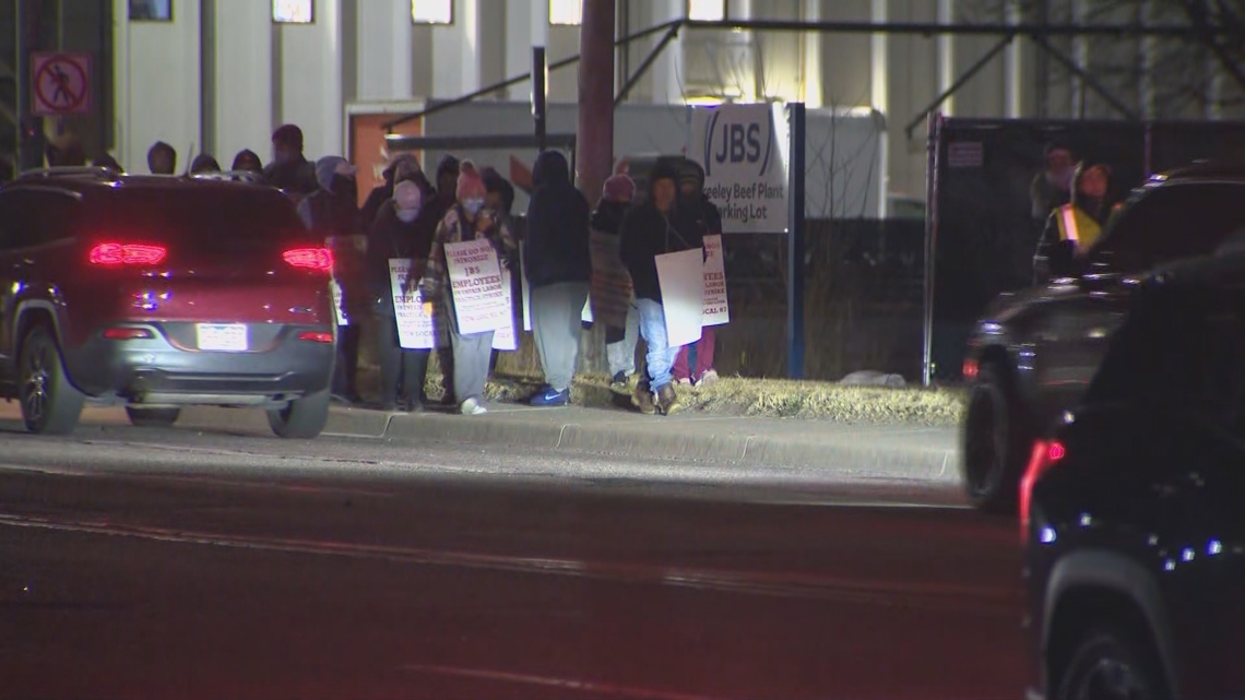 Union workers at Greeley JBS meatpacking facility vote to authorize ...