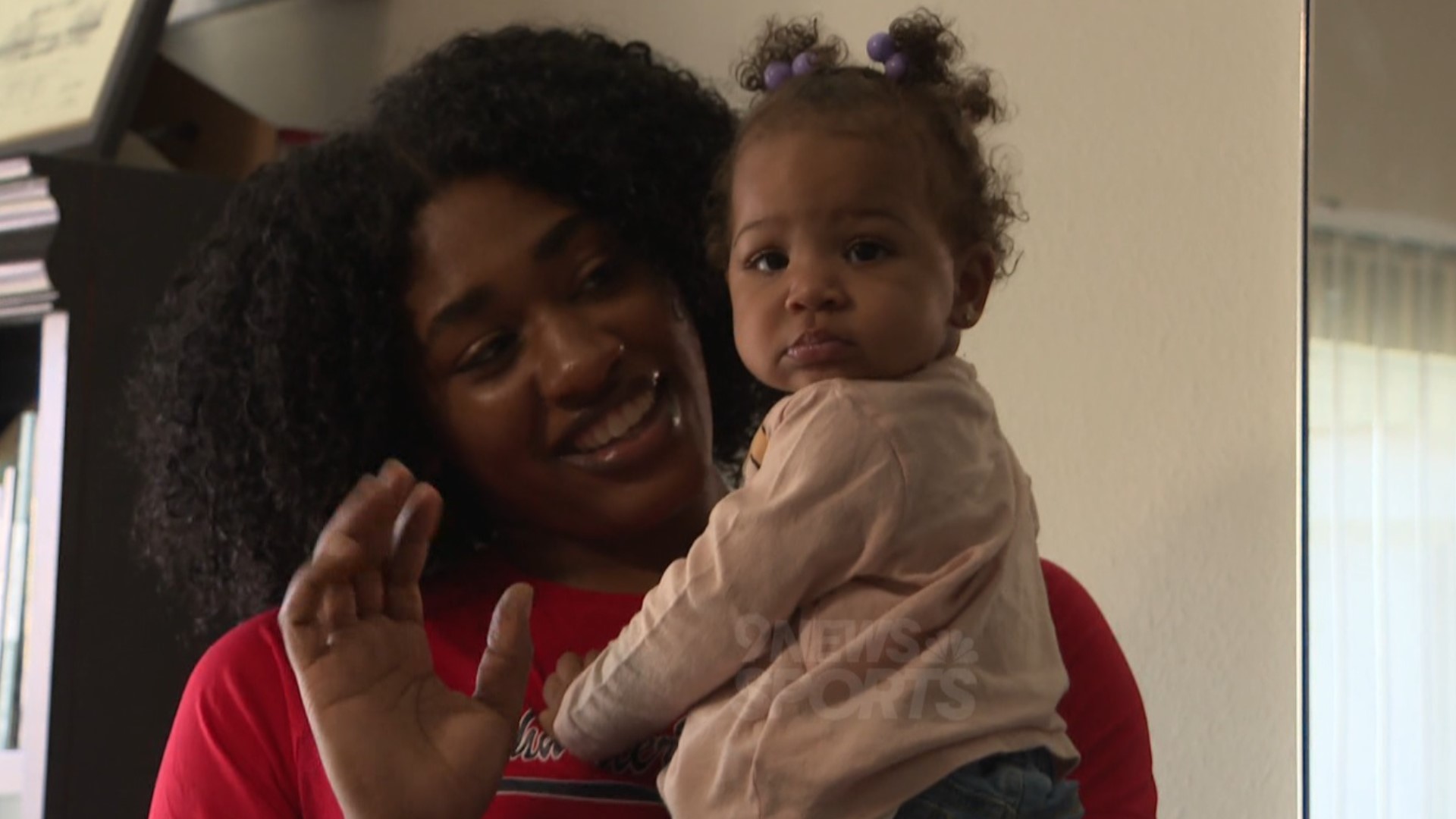 CSU-Pueblo hoops star player balances basketball and motherhood | 9news.com