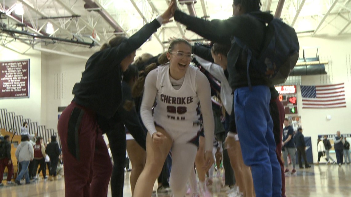 Cherokee Trail High School girls basketball fends off Legend | 9news.com