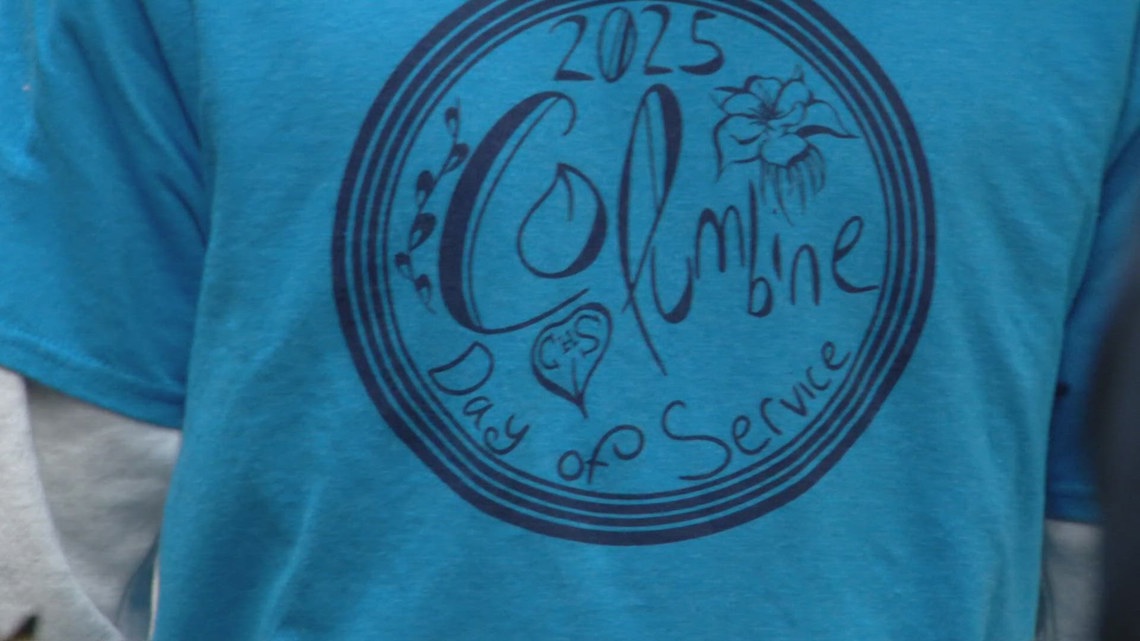 Columbine baseball team volunteers during annual Day of Service | 9news.com