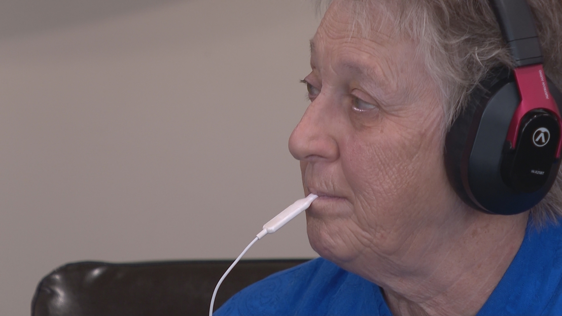 New tinnitus device helps Colorado musician | 9news.com