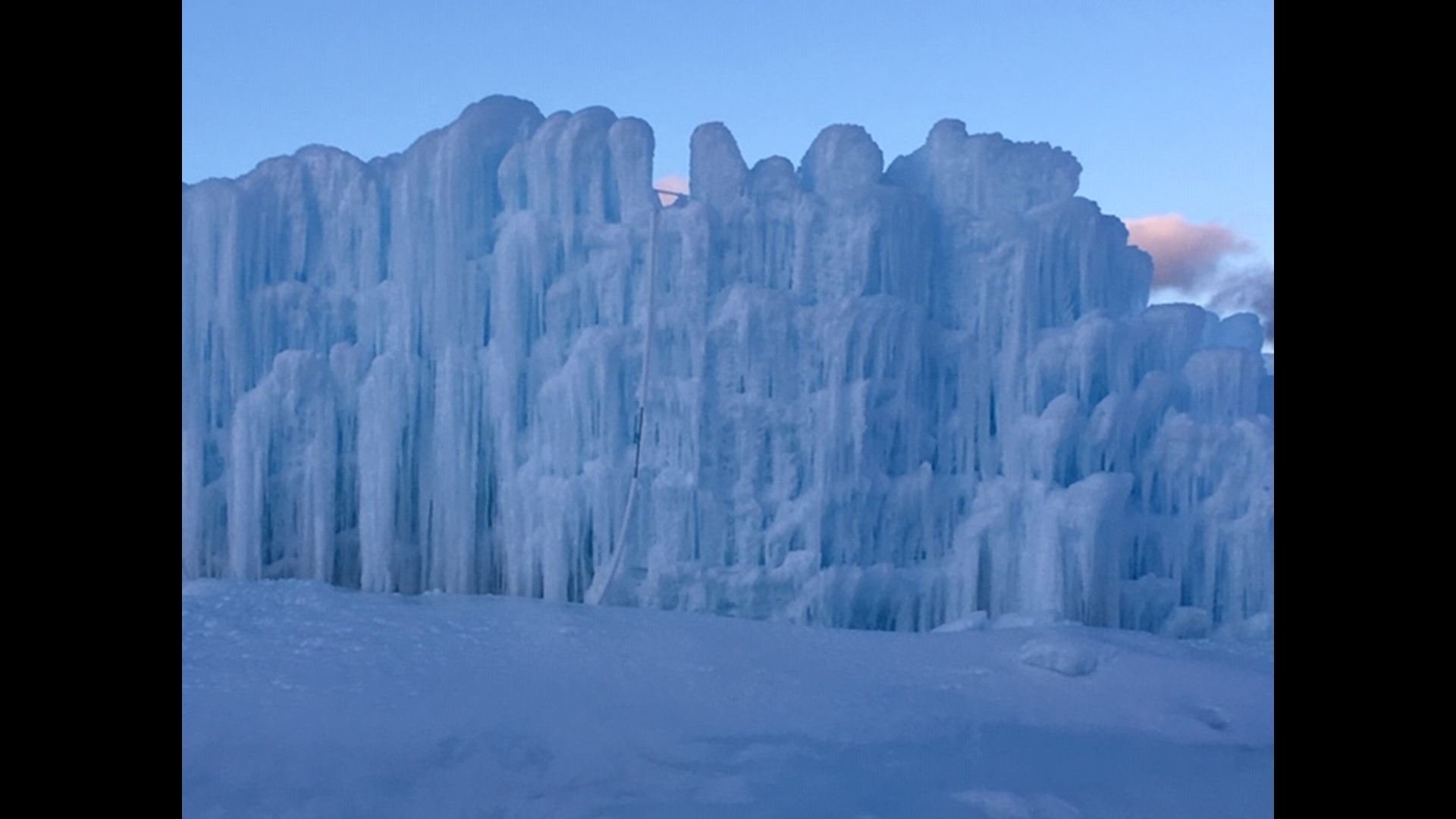 Ice Castles in Colorado: Frozen attraction grows in Cripple Creek ...