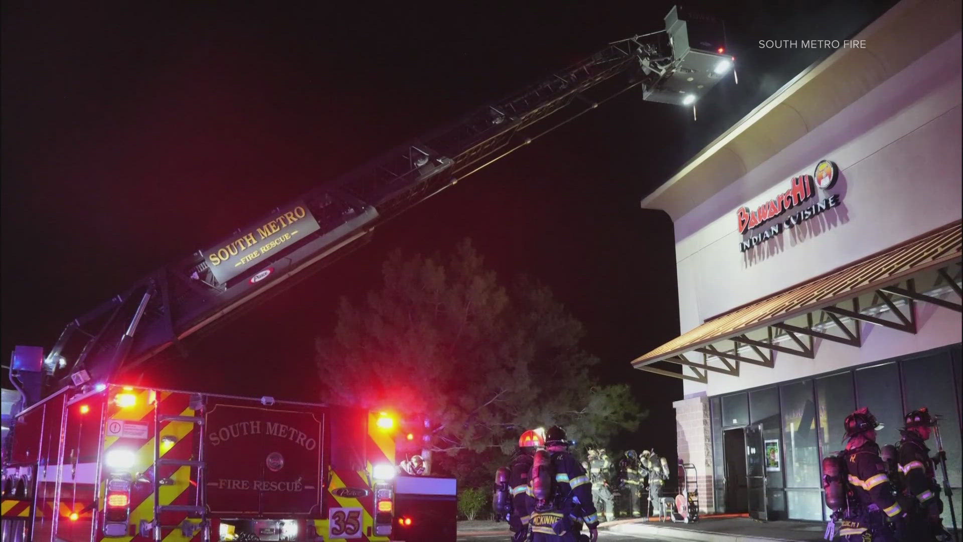 Fire damages Centennial strip mall, closes businesses | 9news.com
