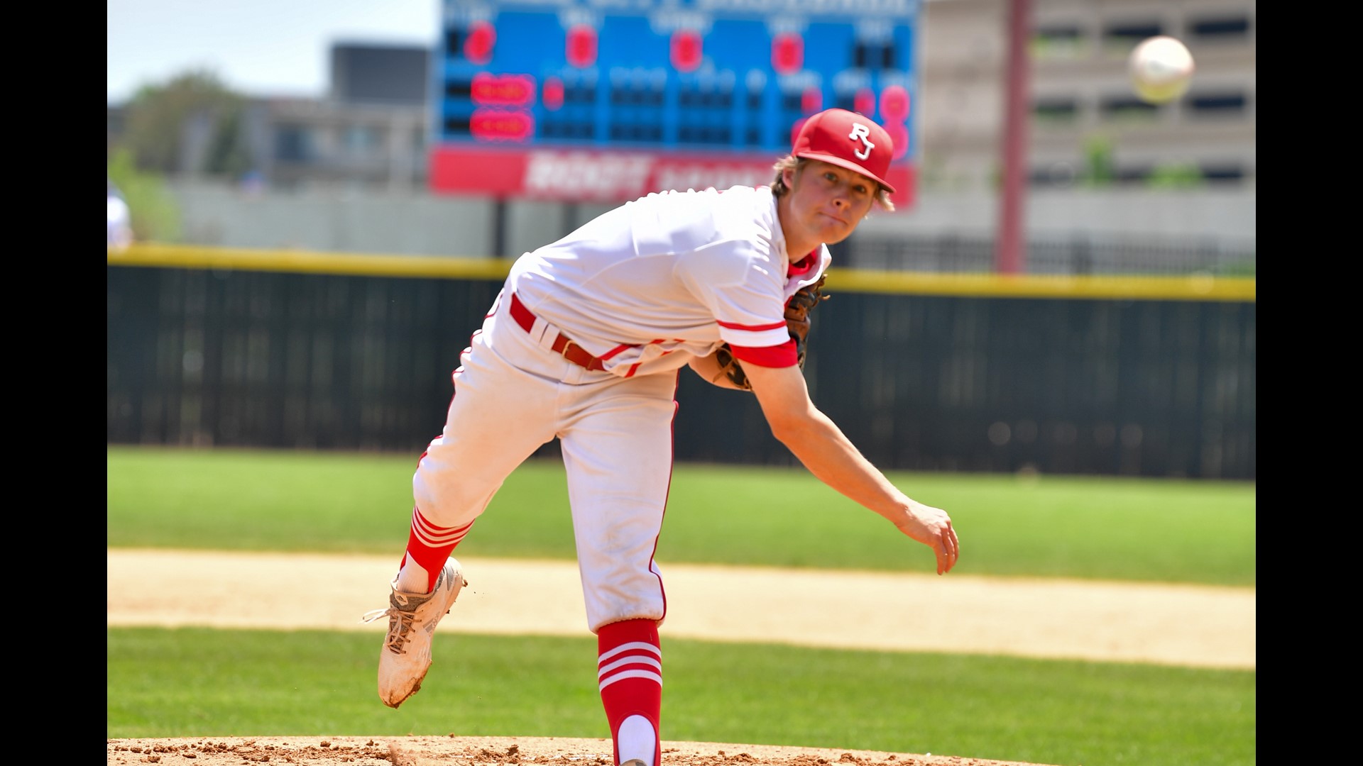 Regis Jesuit wins 5A baseball championship | 9news.com