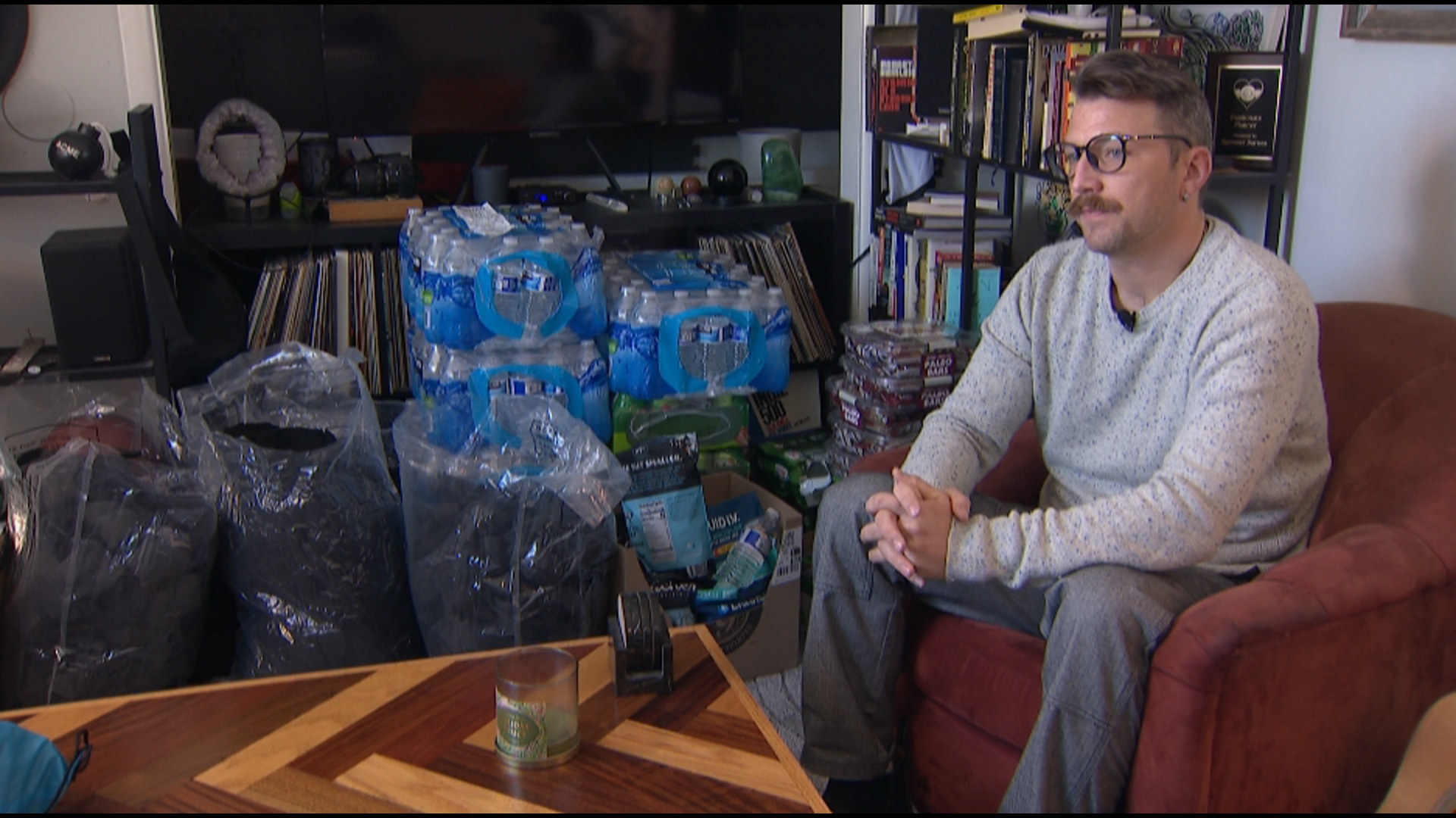 Denver man creates cold weather kits for unhoused people | 9news.com