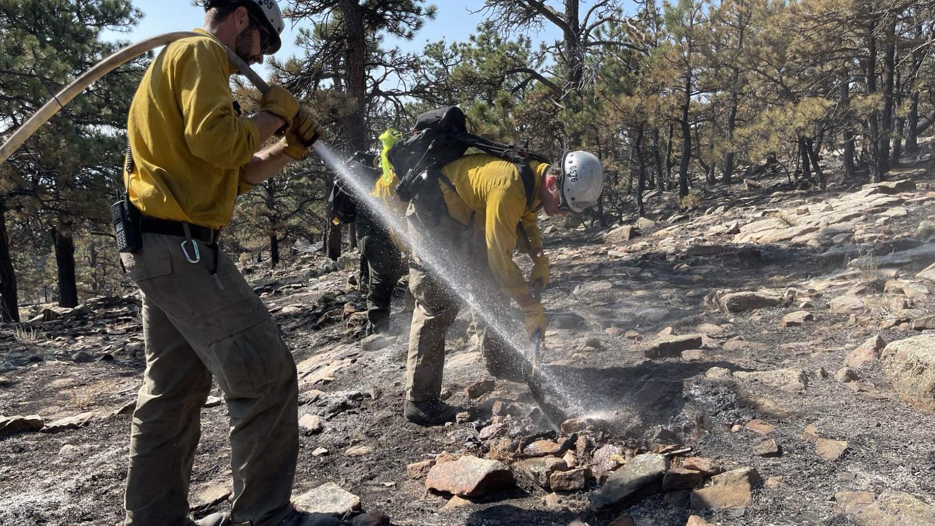 Colorado wildfire: Stone Canyon Fire photos behind the fire line ...