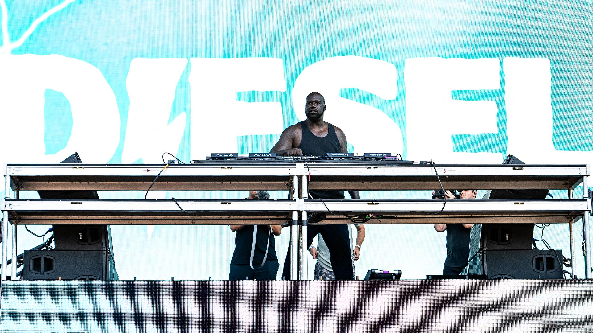 Shaquille O'Neal, aka Diesel, to headline Red Rocks concert | 9news.com