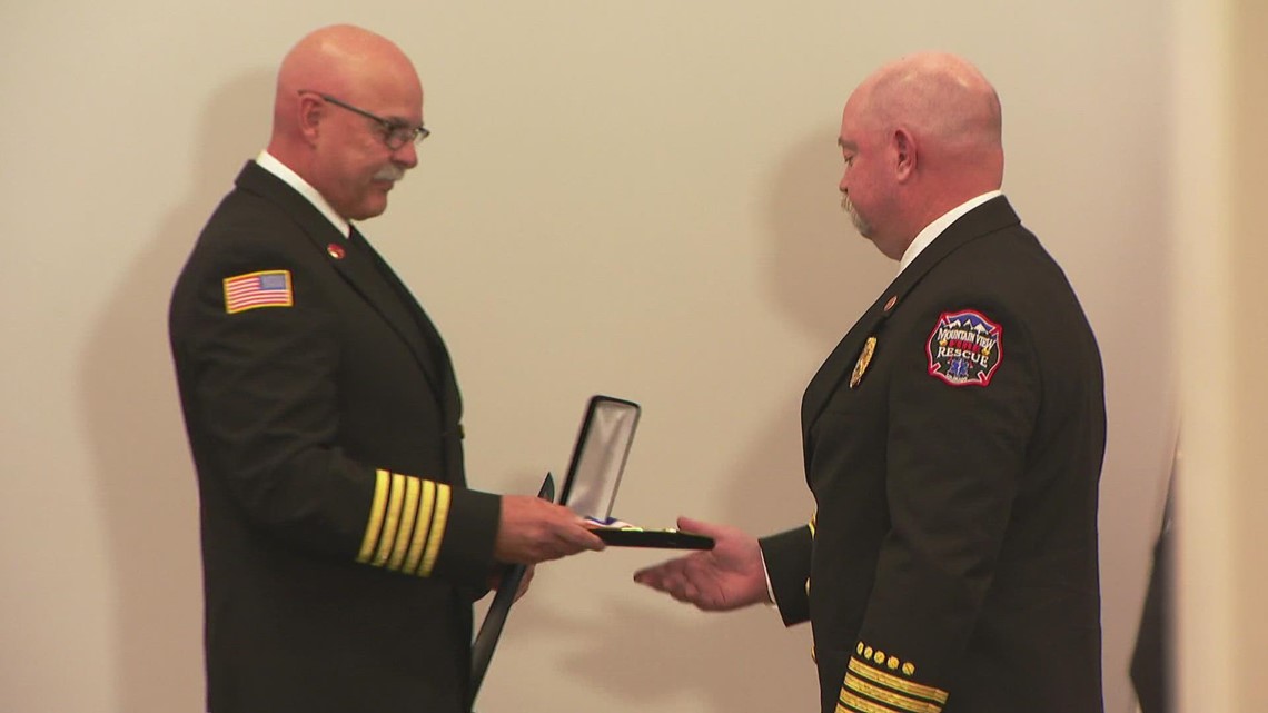 Deputy Chief receives medal of valor for heroism during the Marshall Fire | 9news.com