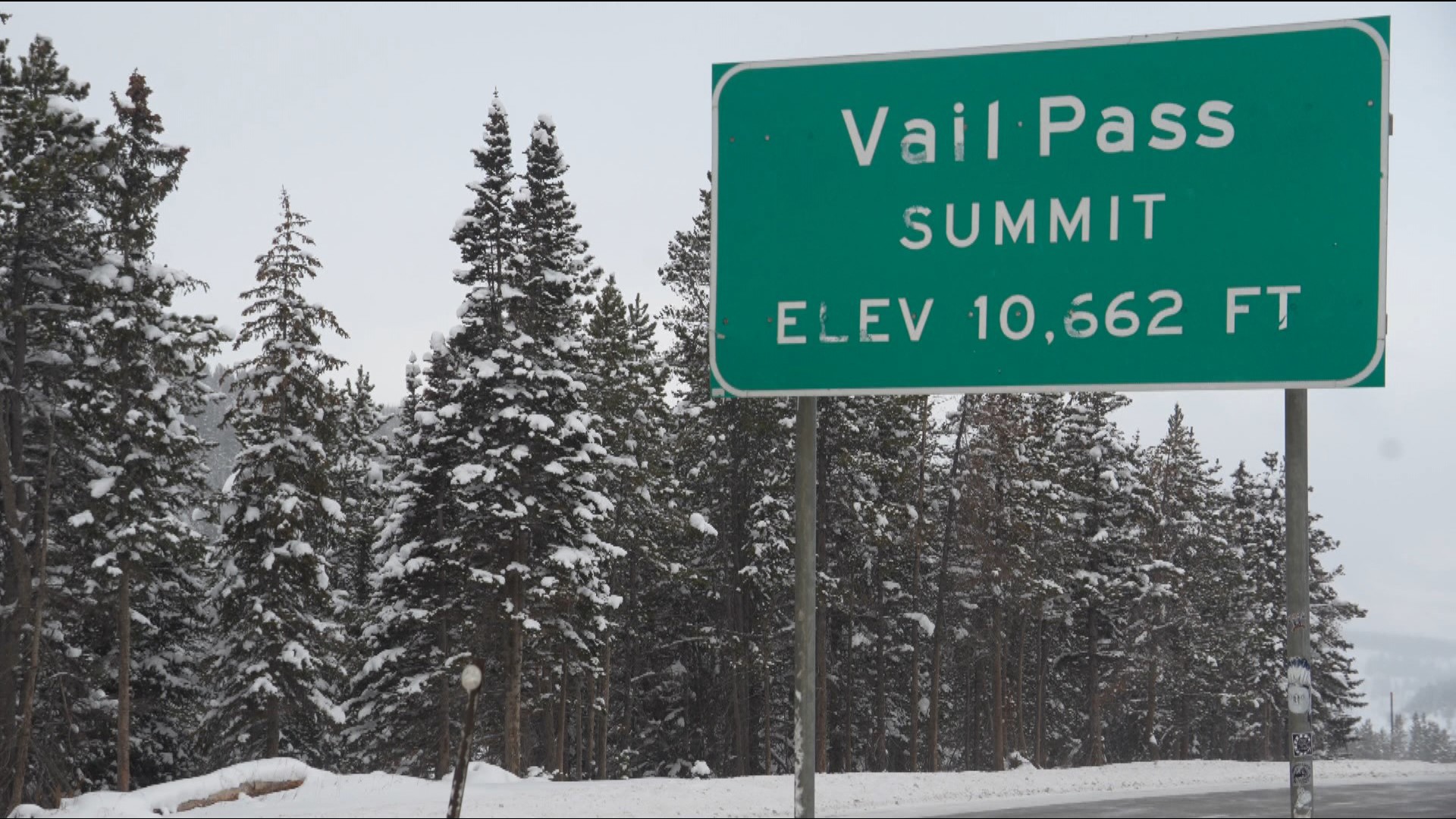 Mayor of Vail calls for tougher chain law penalties | 9news.com