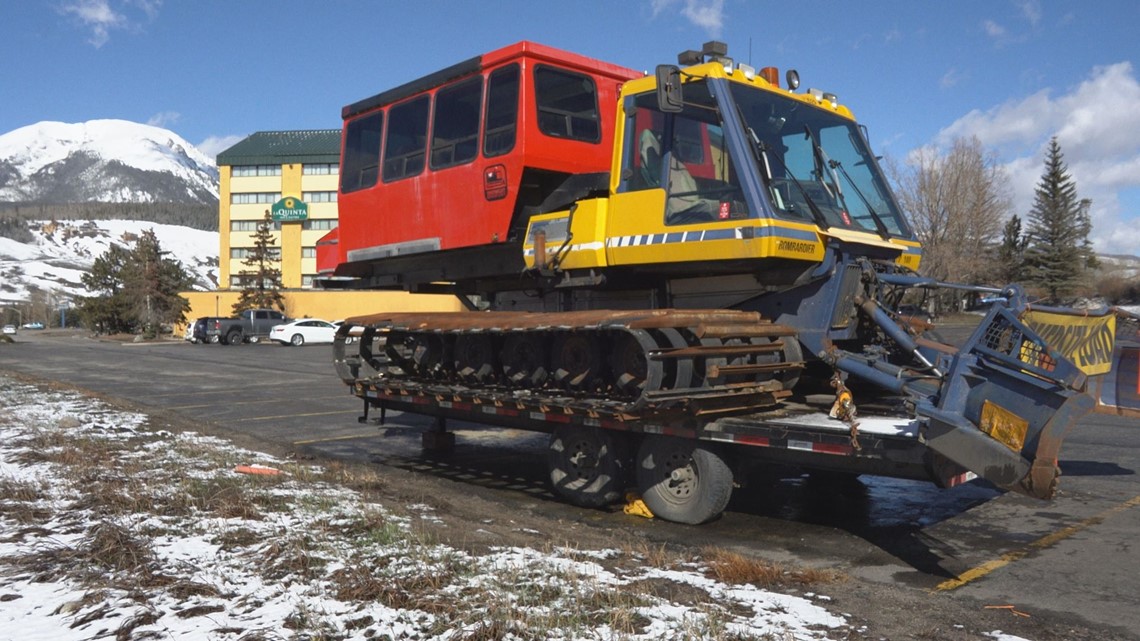 Snowcat left for 3 months in Silverthorne hotel parking lot | 9news.com