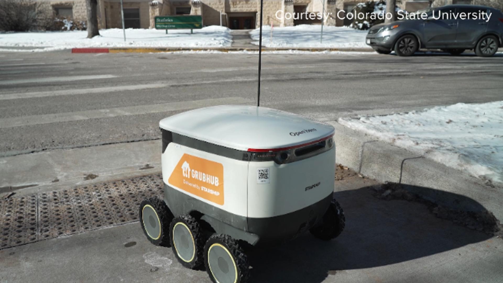 Delivery robot rolling onto Colorado State University campus | 9news.com