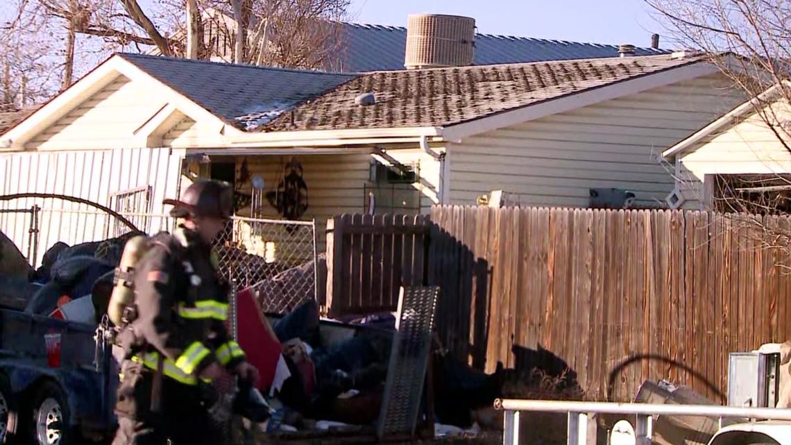2 injured in Monday morning house fire, 4 puppies killed | 9news.com