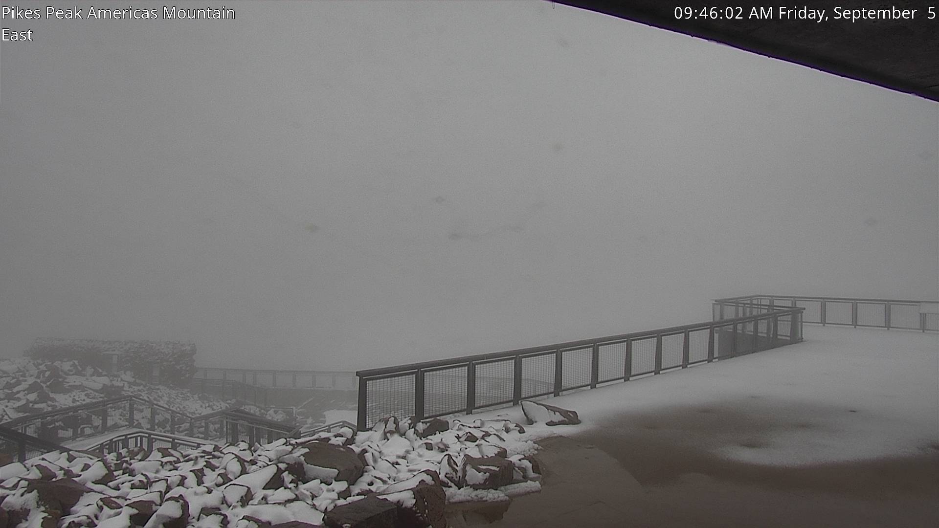 Snow falls in Colorado mountains: See the September snow at Pikes Peak ...