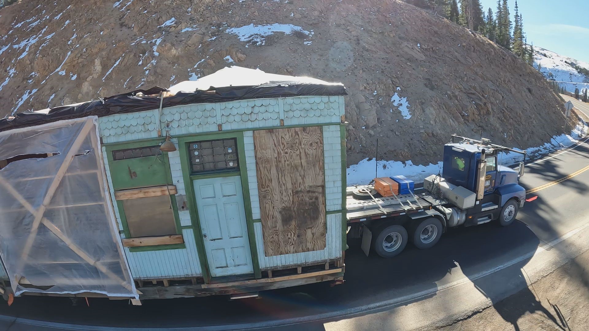 Colorado train depot moved 100 miles to new mountain home | 9news.com