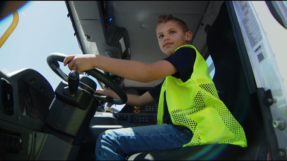 'Touch-a-Truck' program teaches sustainability to Denver students ...