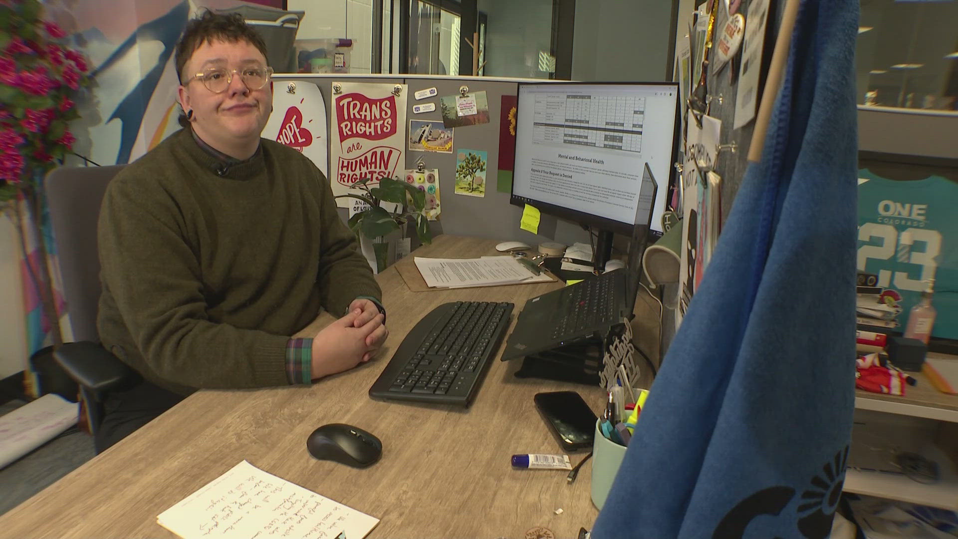 President Trump signs executive order targeting LGBTQ+, advocates react ...