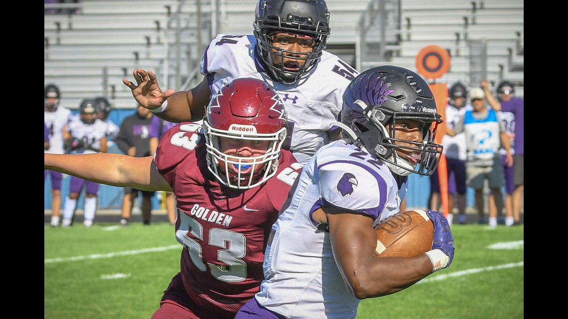 PHOTOS | Golden football wins thriller over Denver South | 9news.com