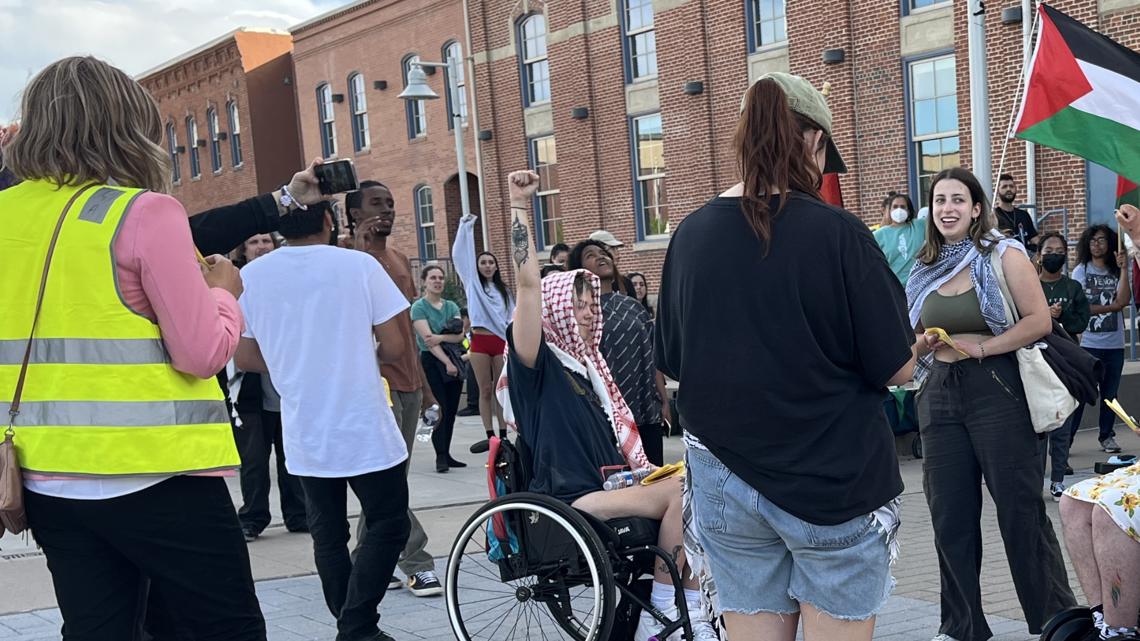Campus police ticket 12 more Auraria protesters for trespassing | 9news.com