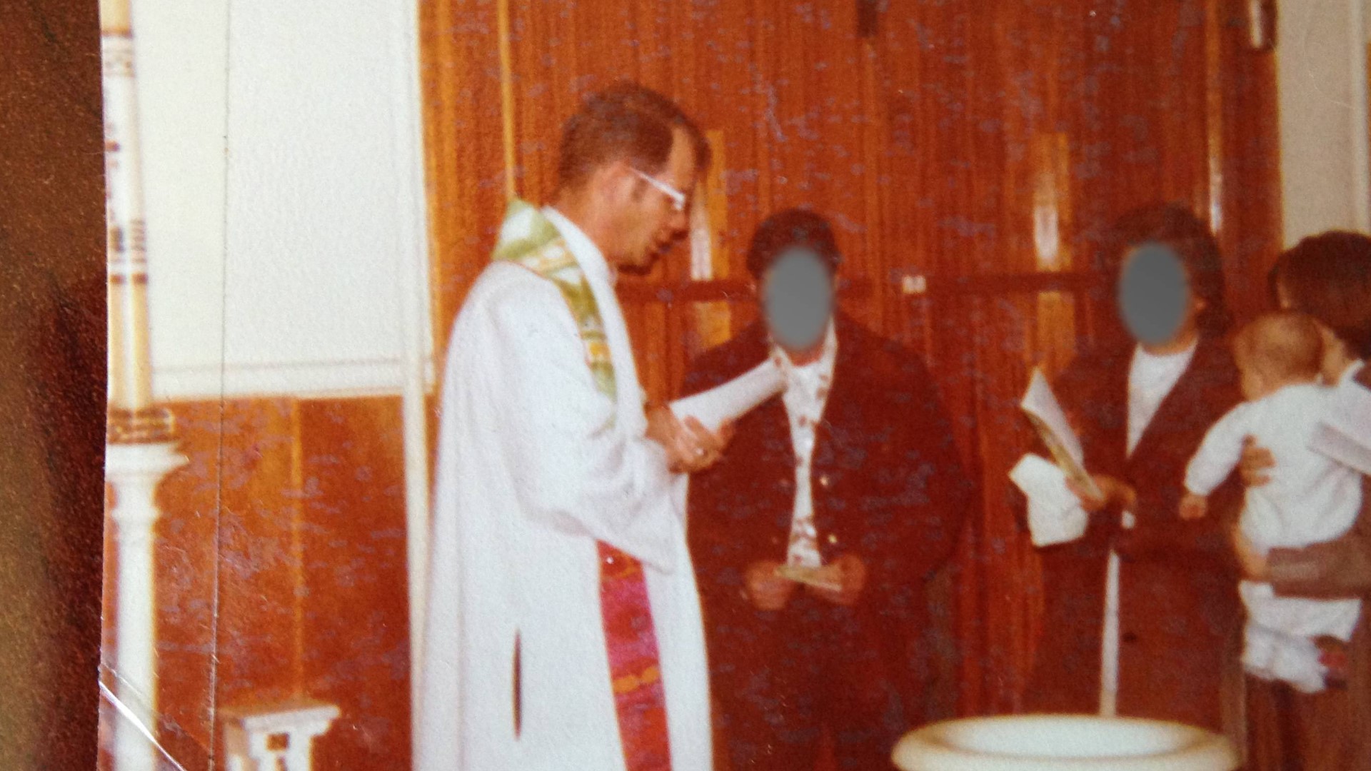 Letter surfaces alleging abuse from Colorado priest Neil Hewitt after ...