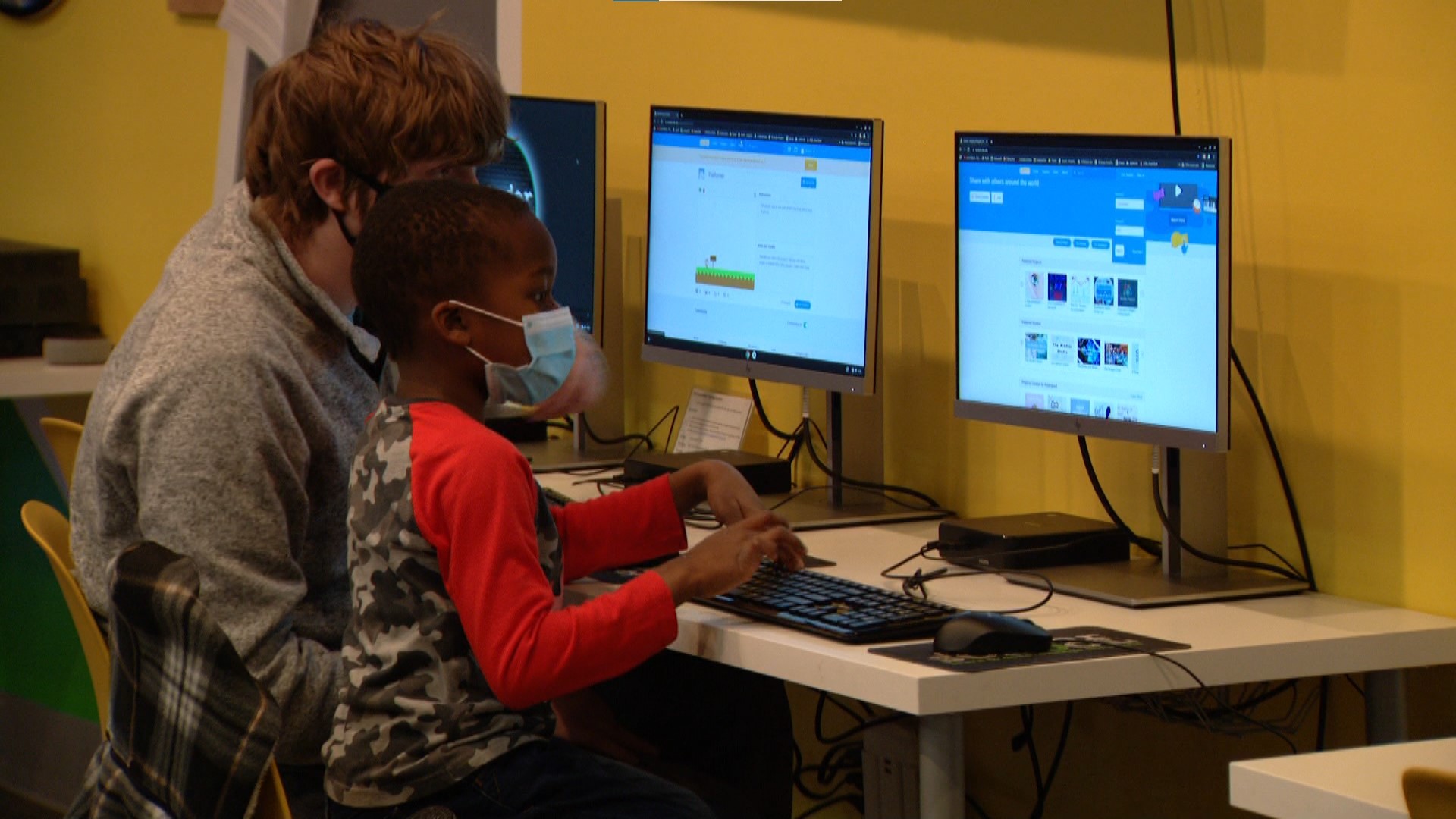 After-school program mentors students in computer science | 9news.com