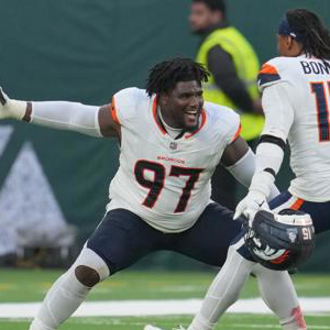 Malcolm Roach shines in Denver Broncos return | 9news.com