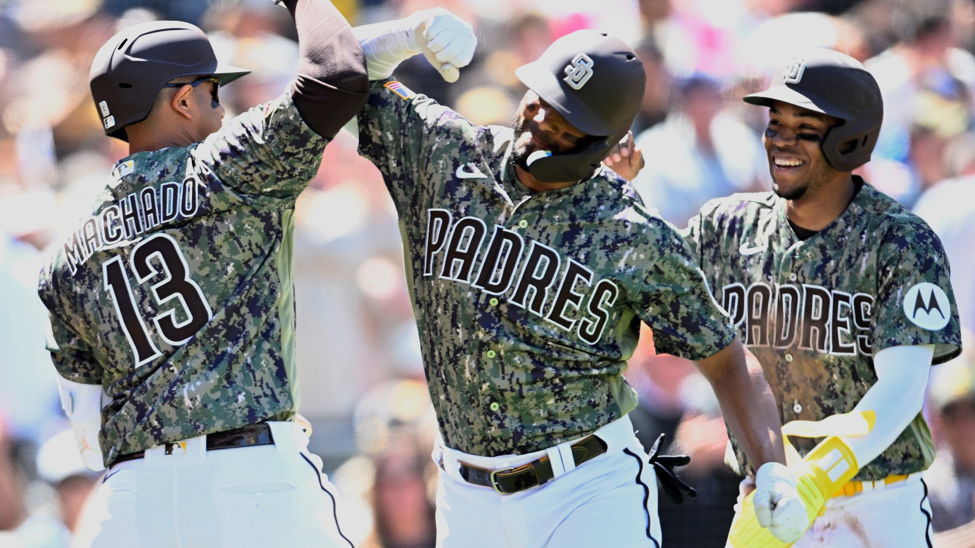Padres and Rockies split season-opening series | 9news.com