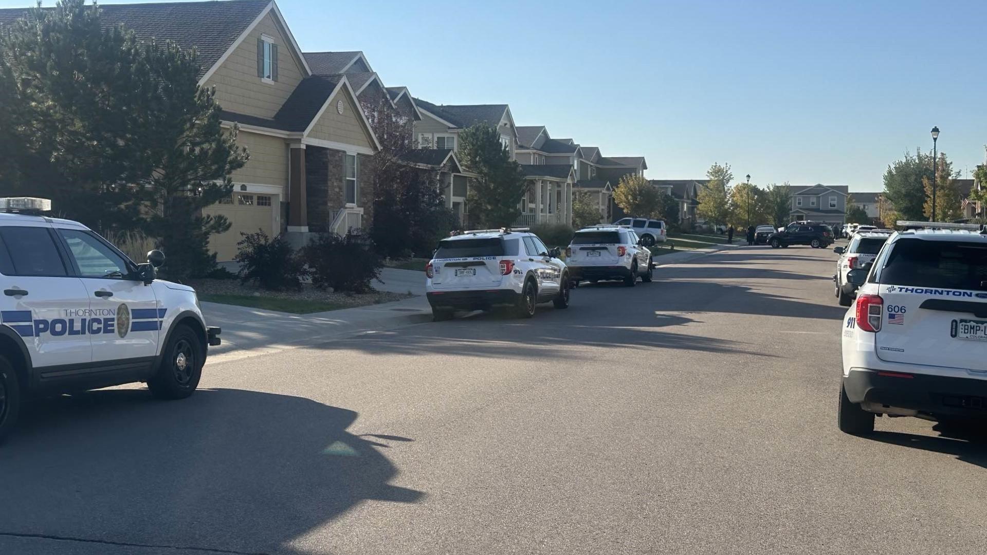 2 officers hurt, suspect dead after Thornton standoff | 9news.com