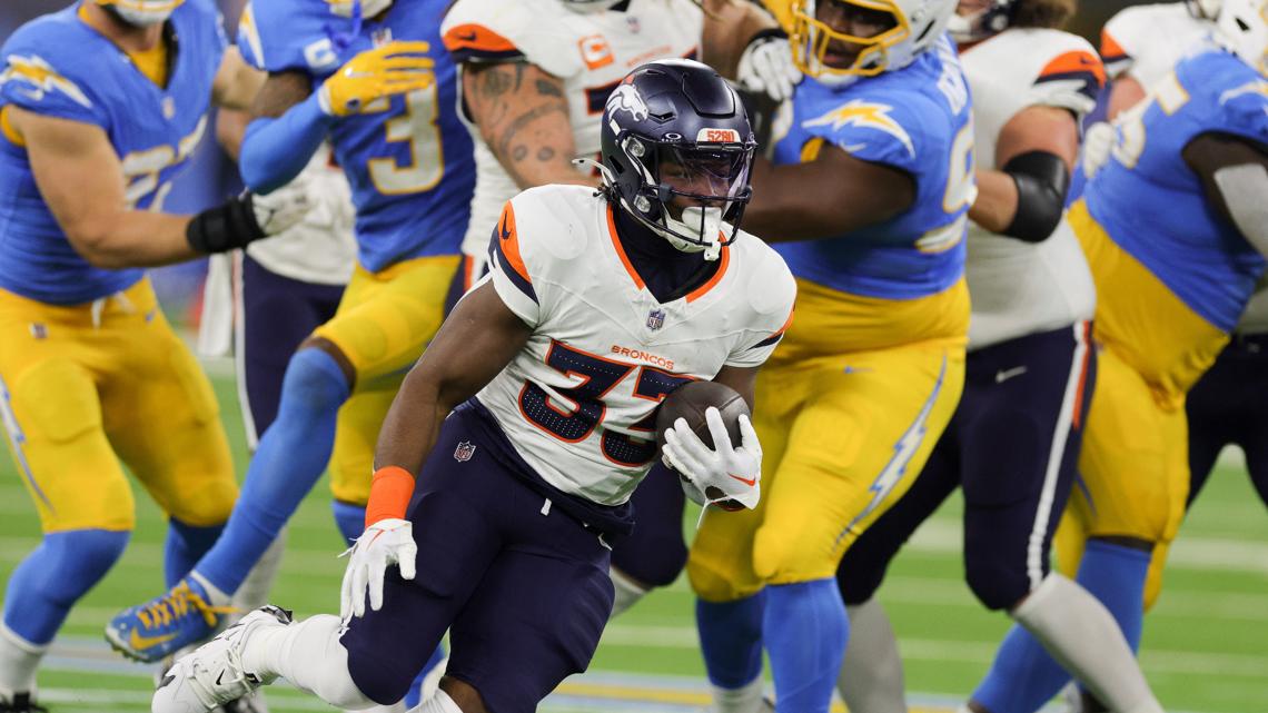 Cowboys sign Javonte Williams, eye improving run game | 9news.com