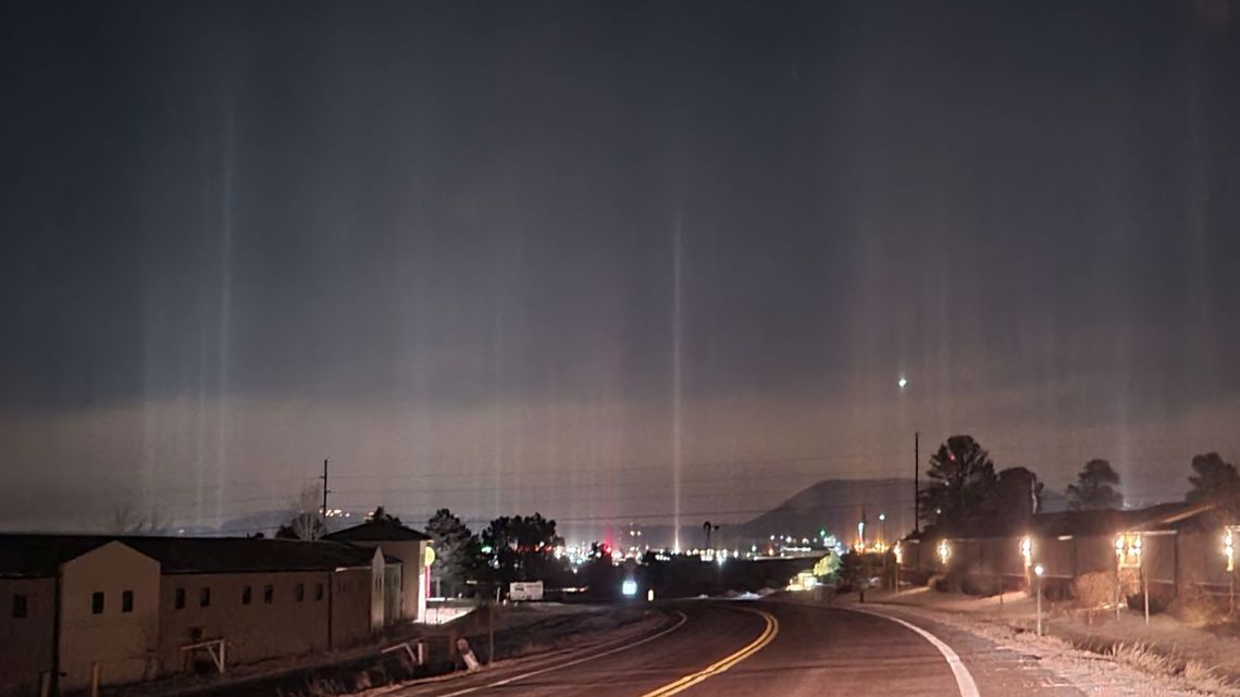 Why there were strange beams of light shining into Colorado sky | 9news.com