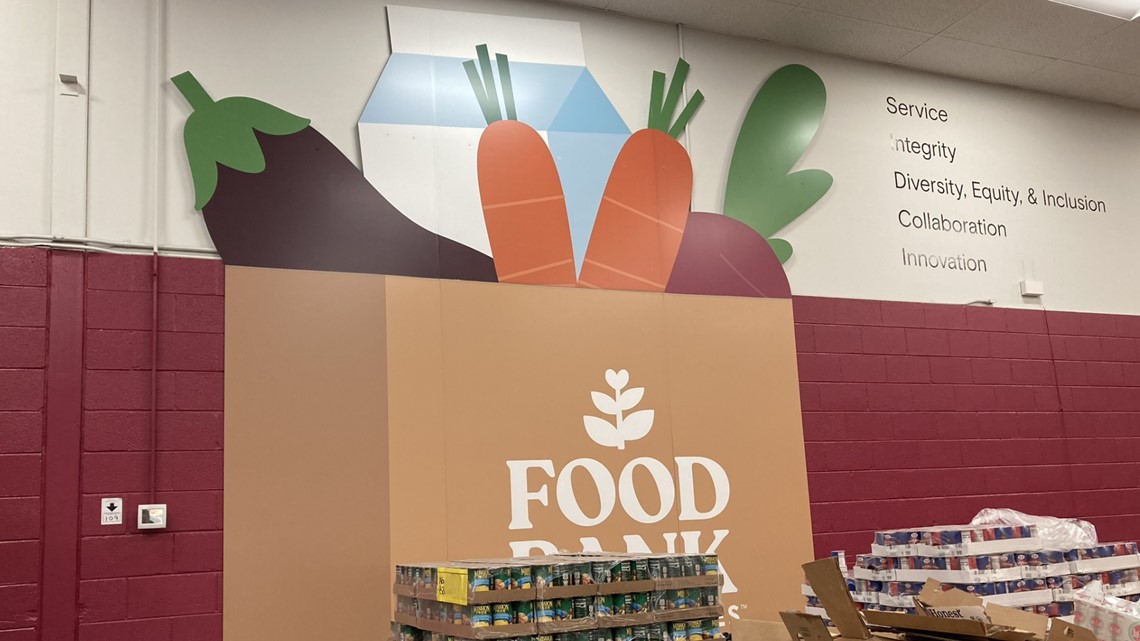 Couple volunteers 2 days a week at Colorado food bank | 9news.com