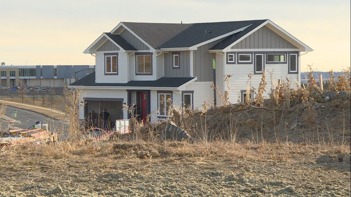 First home after Marshall Fire is completed | 9news.com