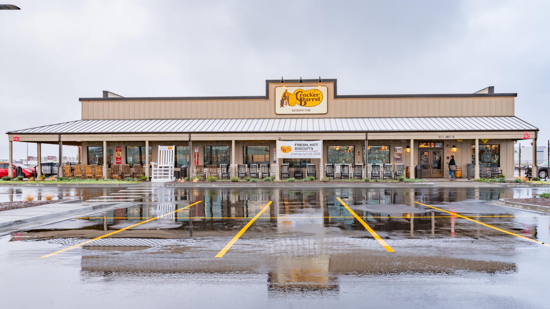 Cracker Barrel opens new Colorado location for first time since 1997 ...