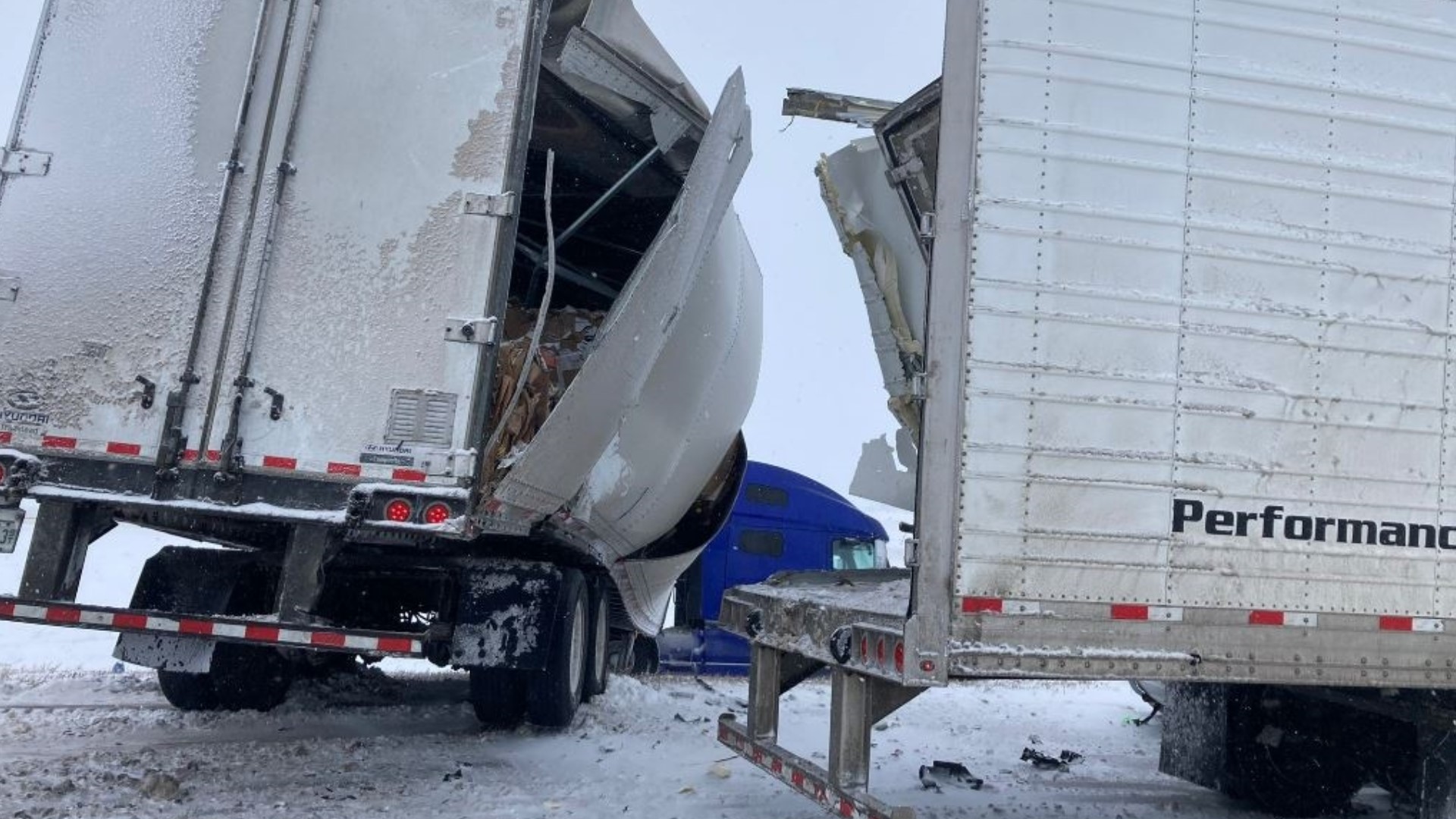 Crash shut down Interstate 70 in eastern Colorado to Kansas line ...