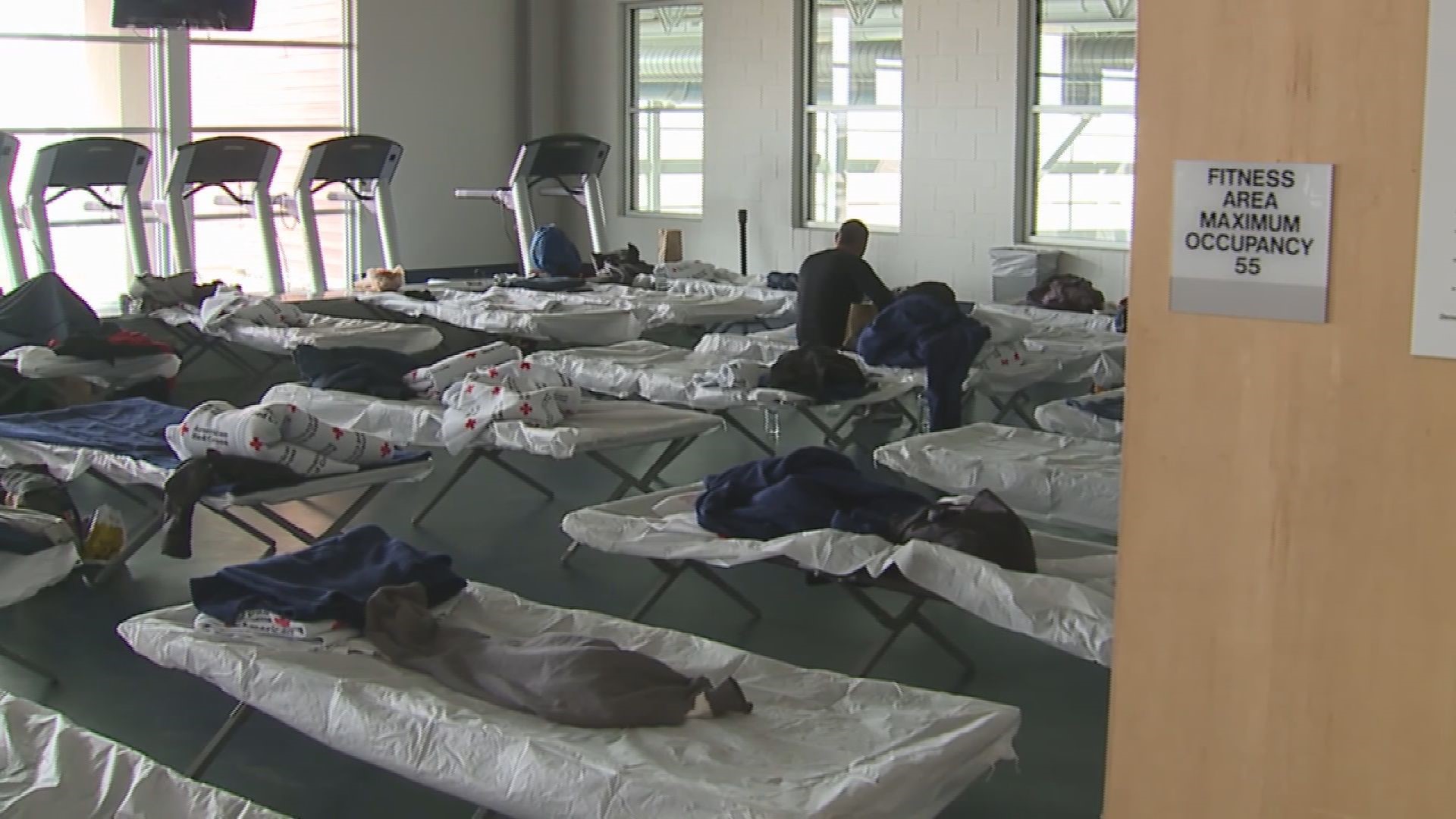 Nonprofits step up to help Denver migrants | 9news.com