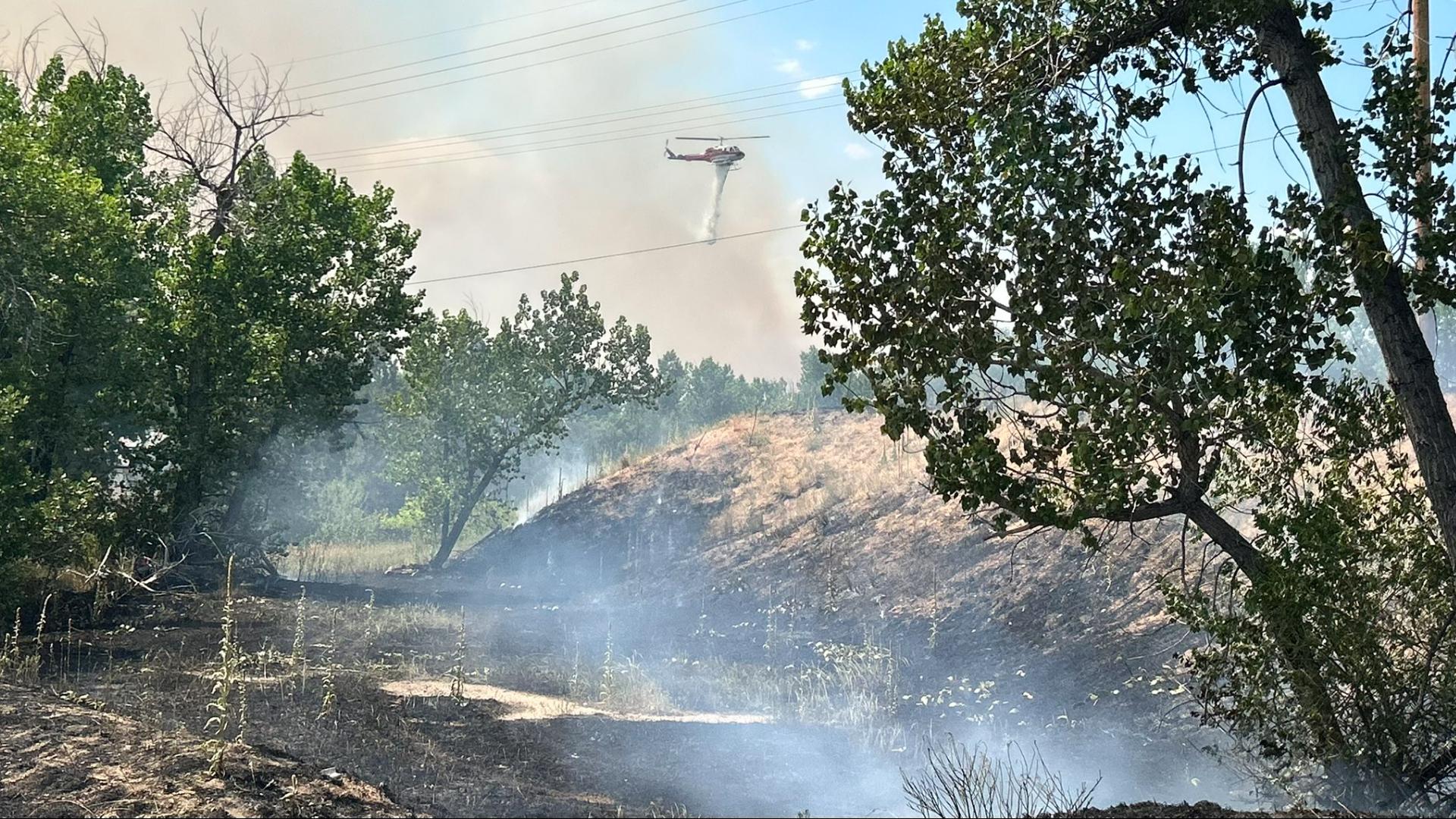 Brush fires near Chatfield Reservoir in Douglas County 90% contained ...