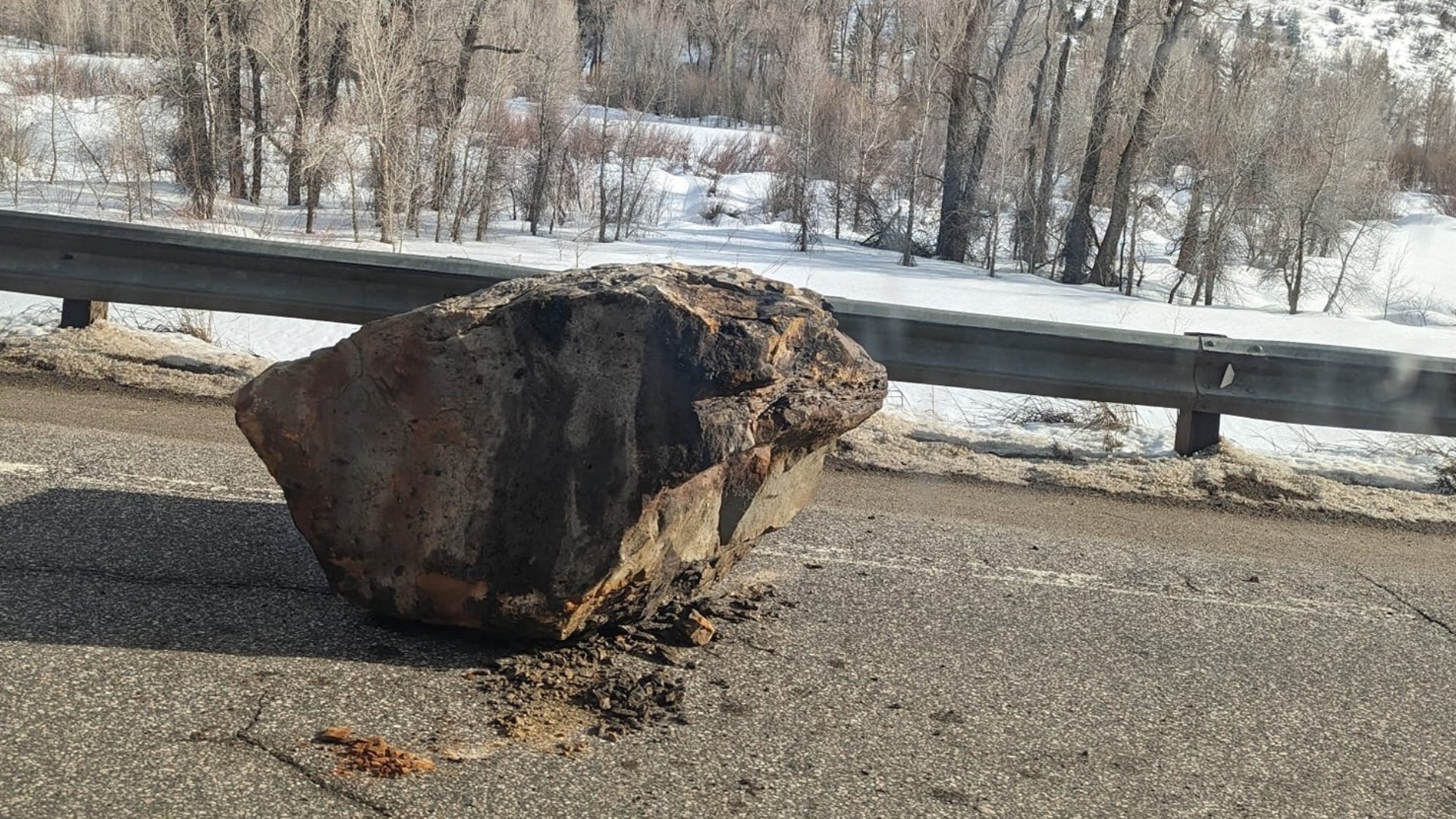 Several large boulders roll onto northwest Colorado highway | 9news.com