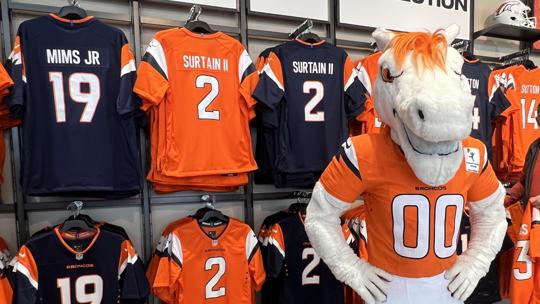 Broncos announce 2024 schedule for new uniforms, helmets | 9news.com