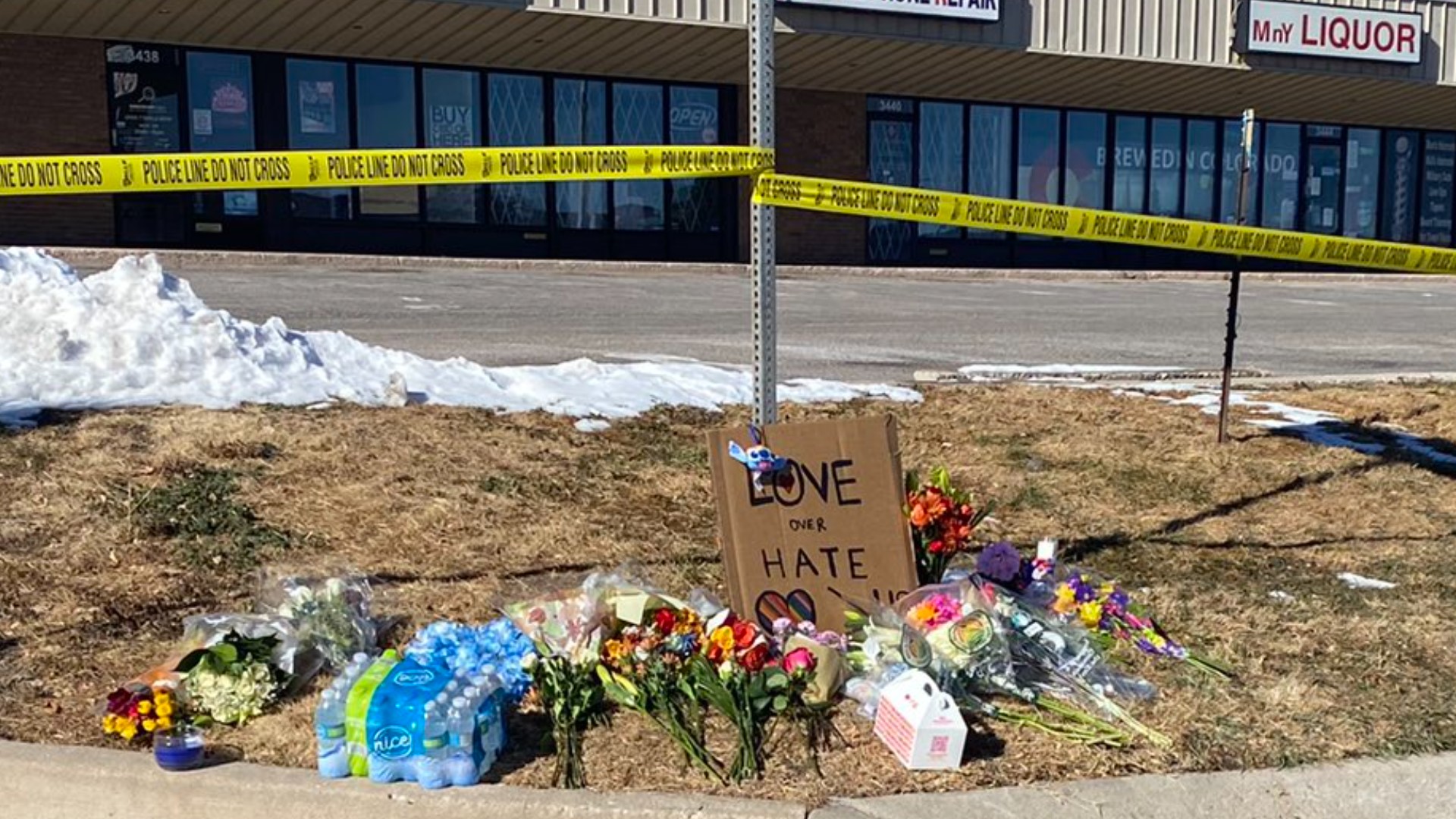 Club Q plans permanent memorial after shooting in Colorado | 9news.com