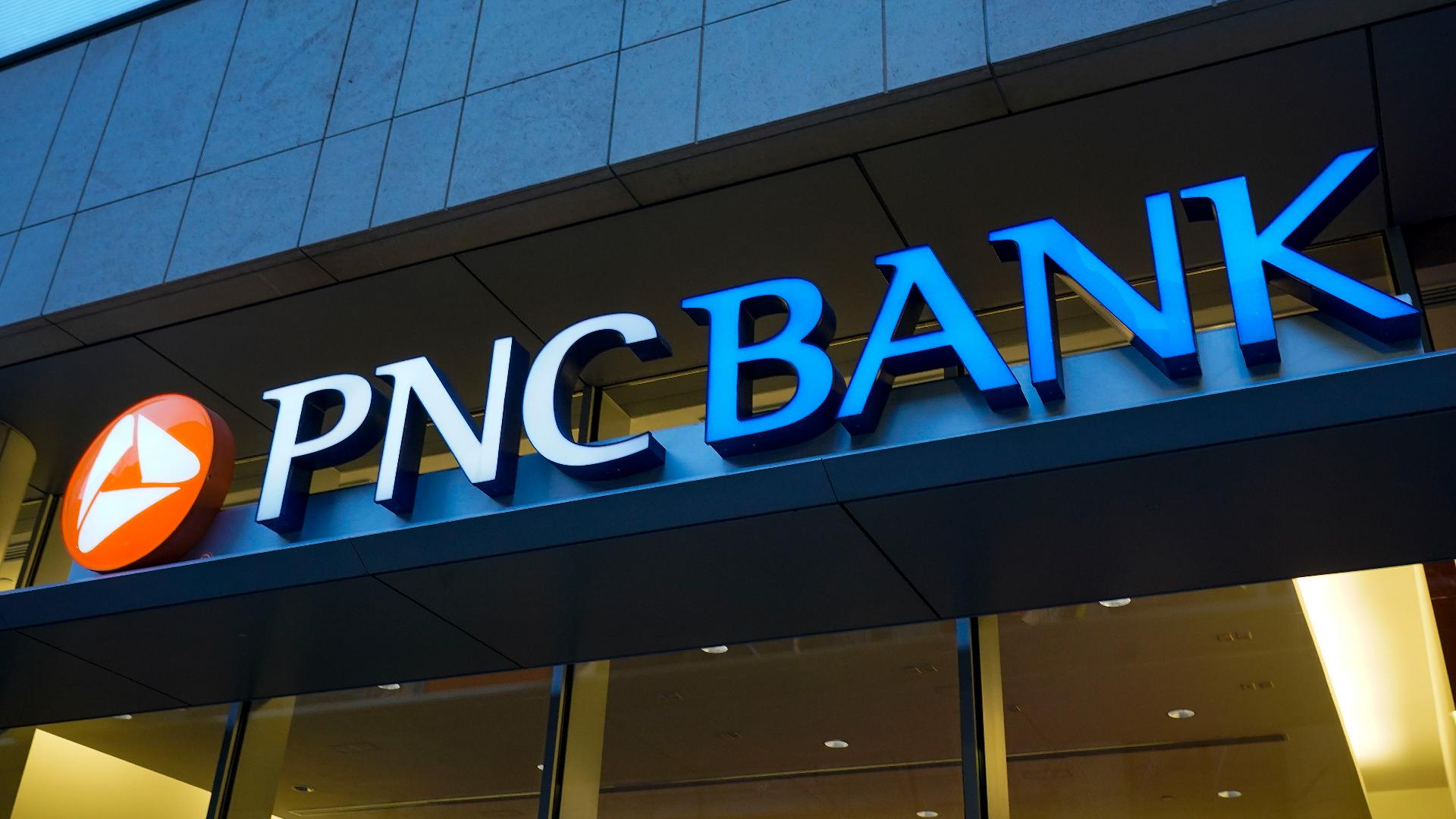 PNC Bank to lay off 777 from Lakewood facility | 9news.com