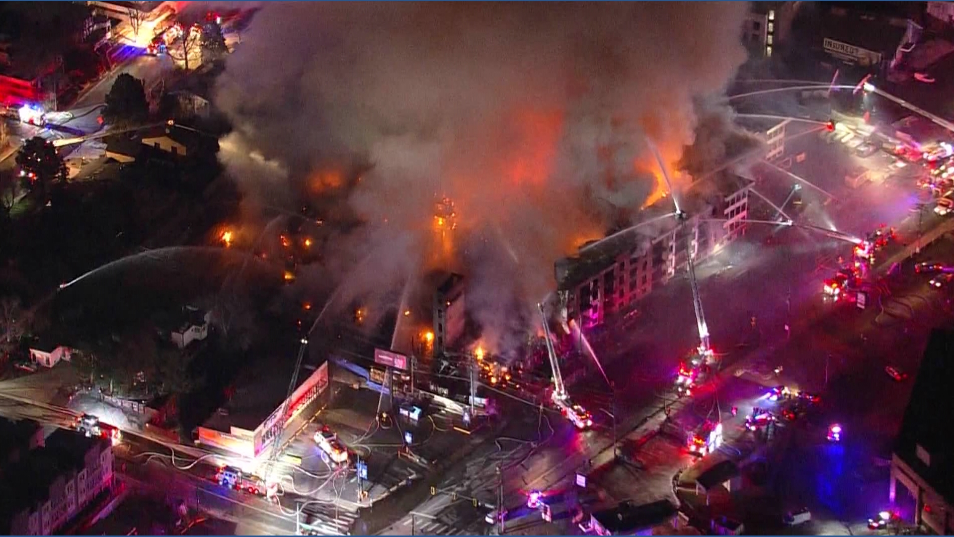 RAW: Sky9 flies over large fire at Denver construction site | 9news.com