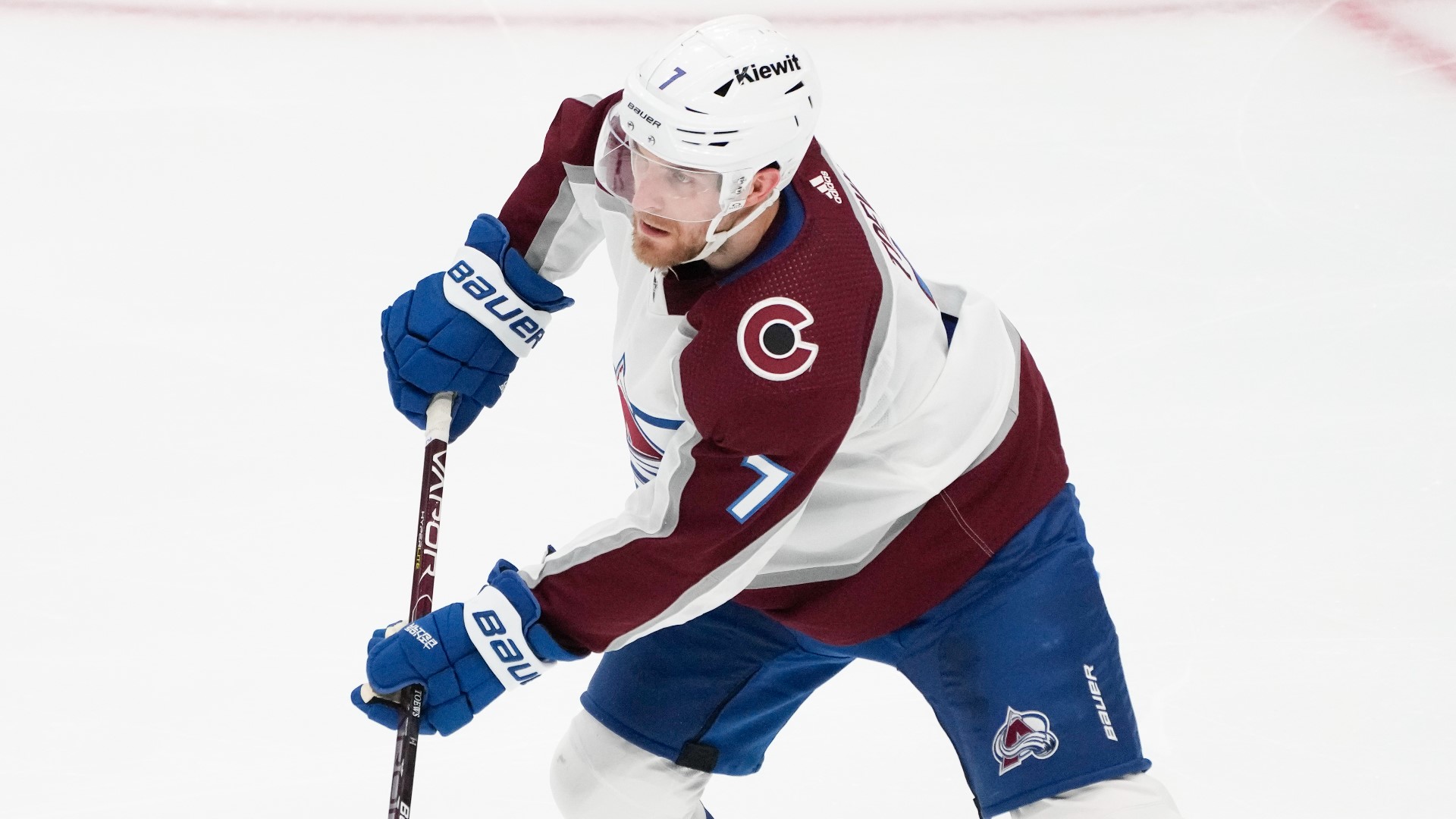 Devon Toews signs 7-year contract extension with Avs | 9news.com