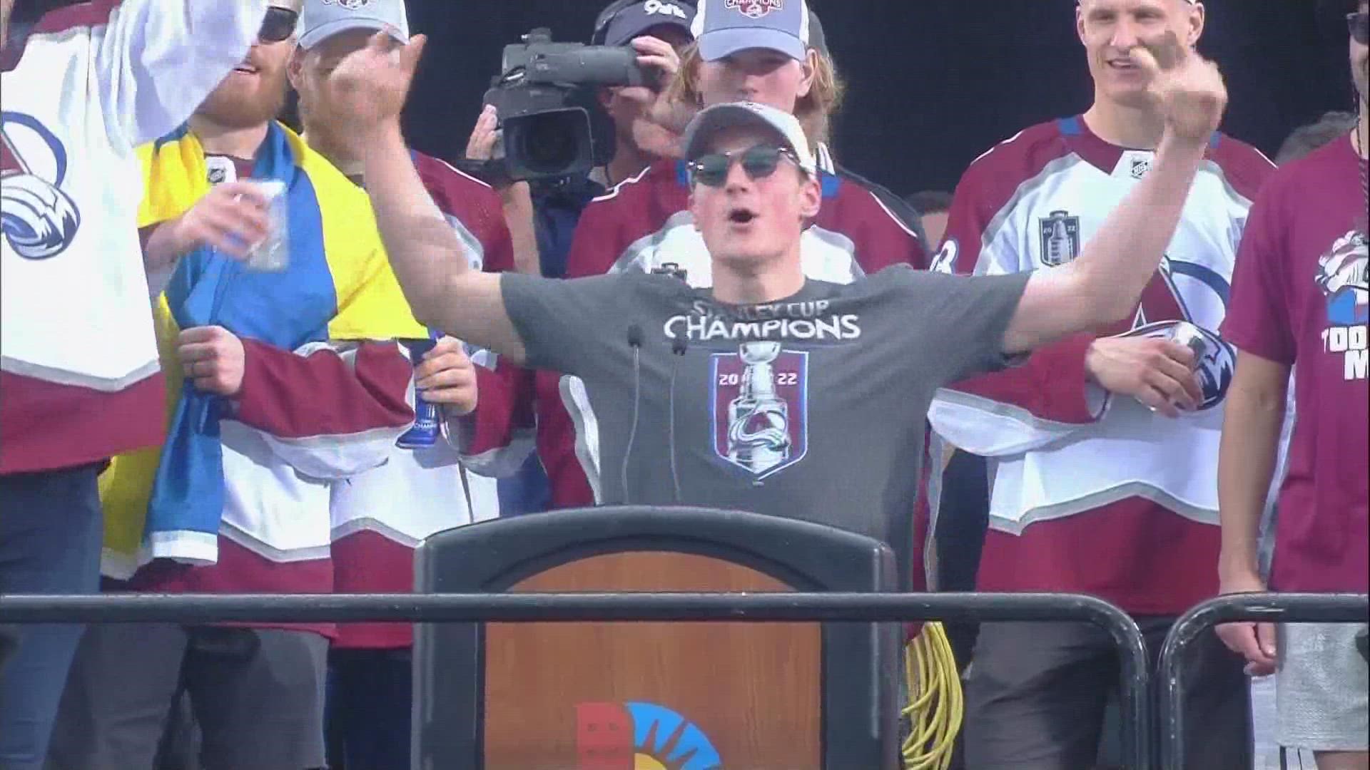 Cornell defenseman Sam Malinski inks deal with Colorado Avalanche ...