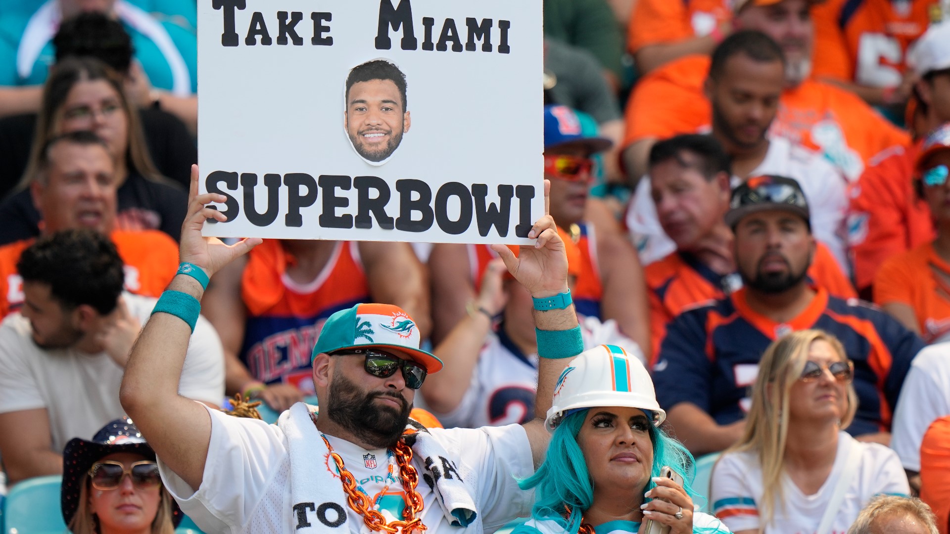 Miami Dolphins destroy Denver Broncos | 9news.com