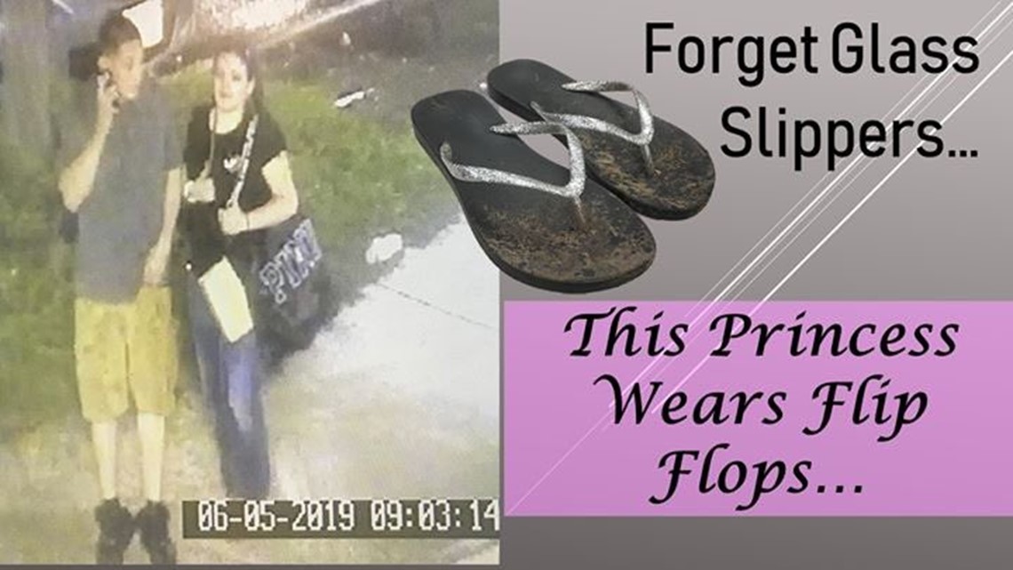 Woman leaves behind flip flops while fleeing Lakewood police | 9news.com